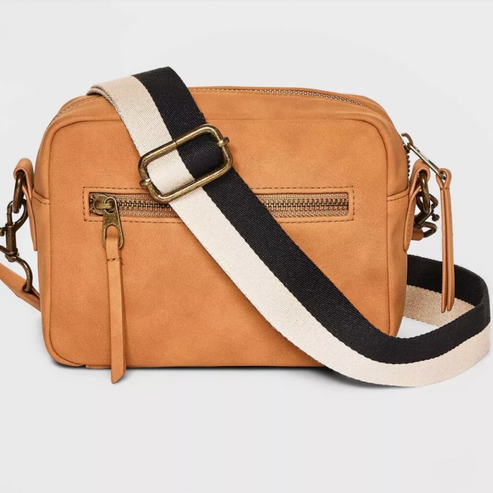 Universal Threads Camera Crossbody Bag With Black & W… - Gem